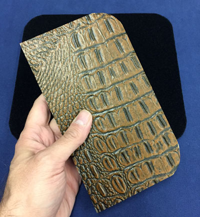 Bi-Fold Pocket Mat - Meir Yedid Magic